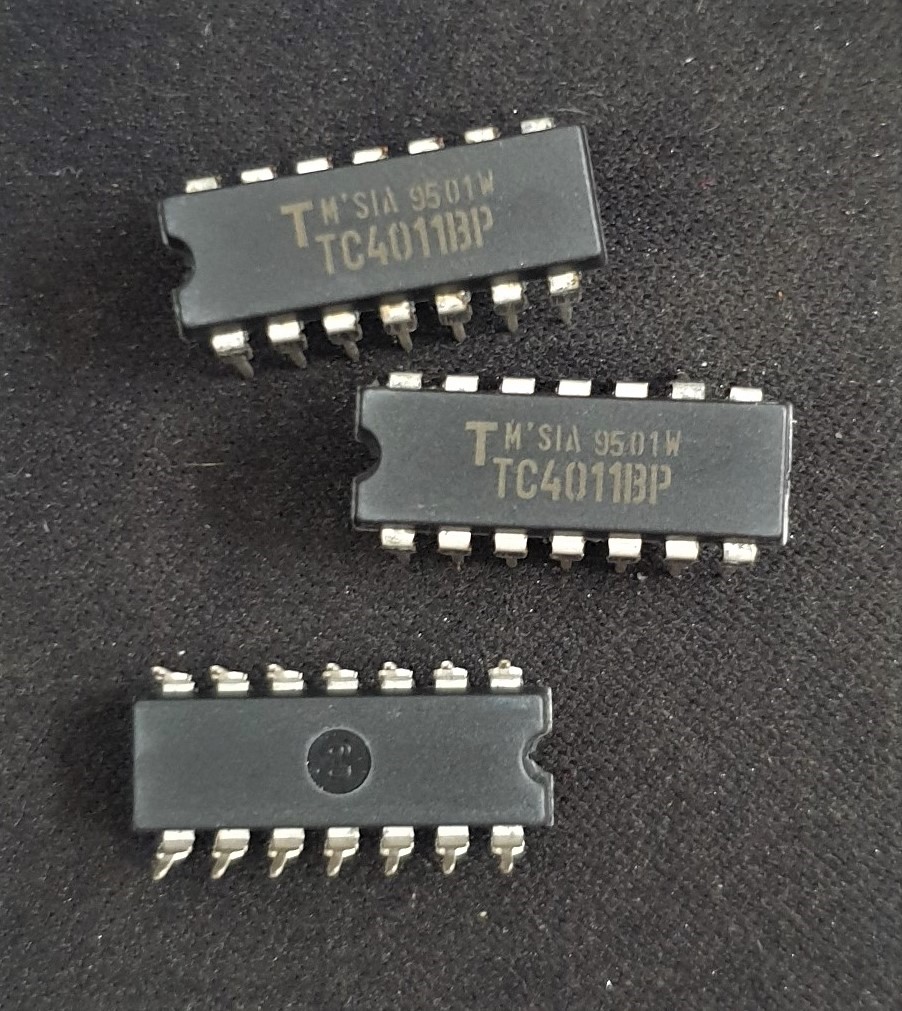 IC TC4011BP TC 4011 BP Quad 2 Input NAND Gate IC Logic Ori Toshiba ...