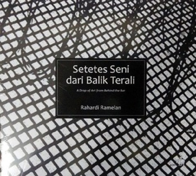 Buku Fotografi Setetes Seni Dari Balik Terali oleh Rahardi Ramelan ...