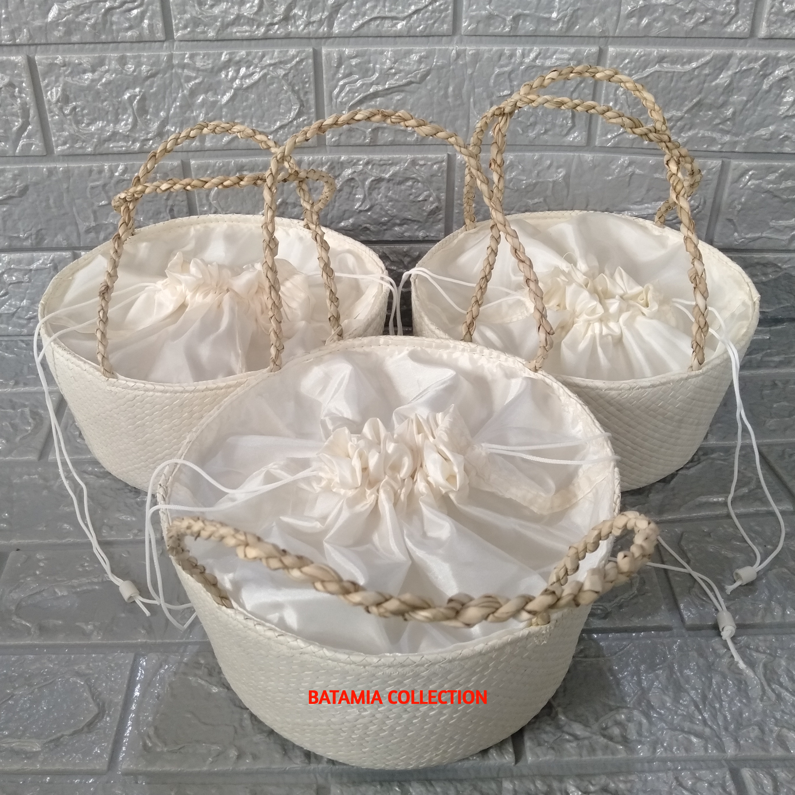 Tas Parcel Ukuran Diameter 20cm x Tinggi 10cm Keranjang Hampers Anyaman ...