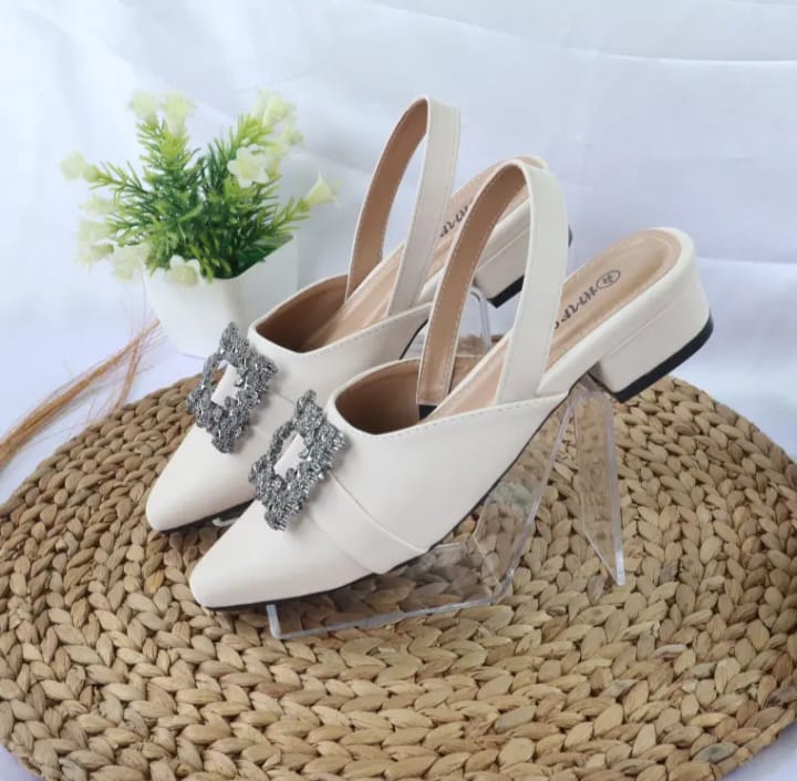 ISABEL.Sandal Hak tahu.Sandal bapau haktahu.Sandal hells | Lazada Indonesia