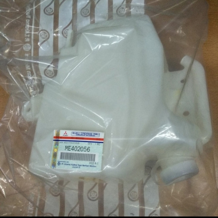 Tangki air radiator canter fe 70 100% ori ME402056 | Lazada Indonesia
