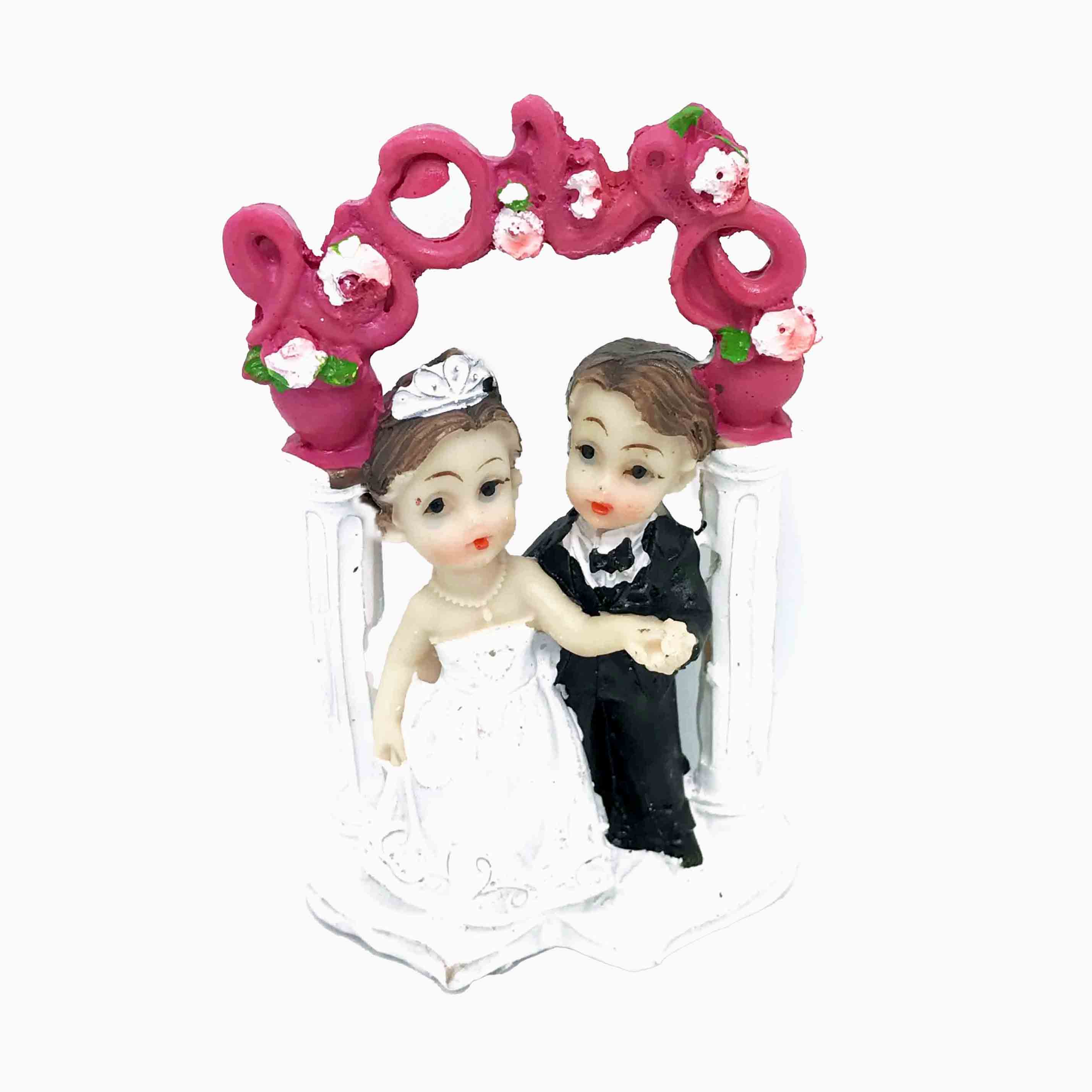 Patung Resin Pasangan Pengantin Mungil Tinggi 8,5 cm Lebar 5 cm ...