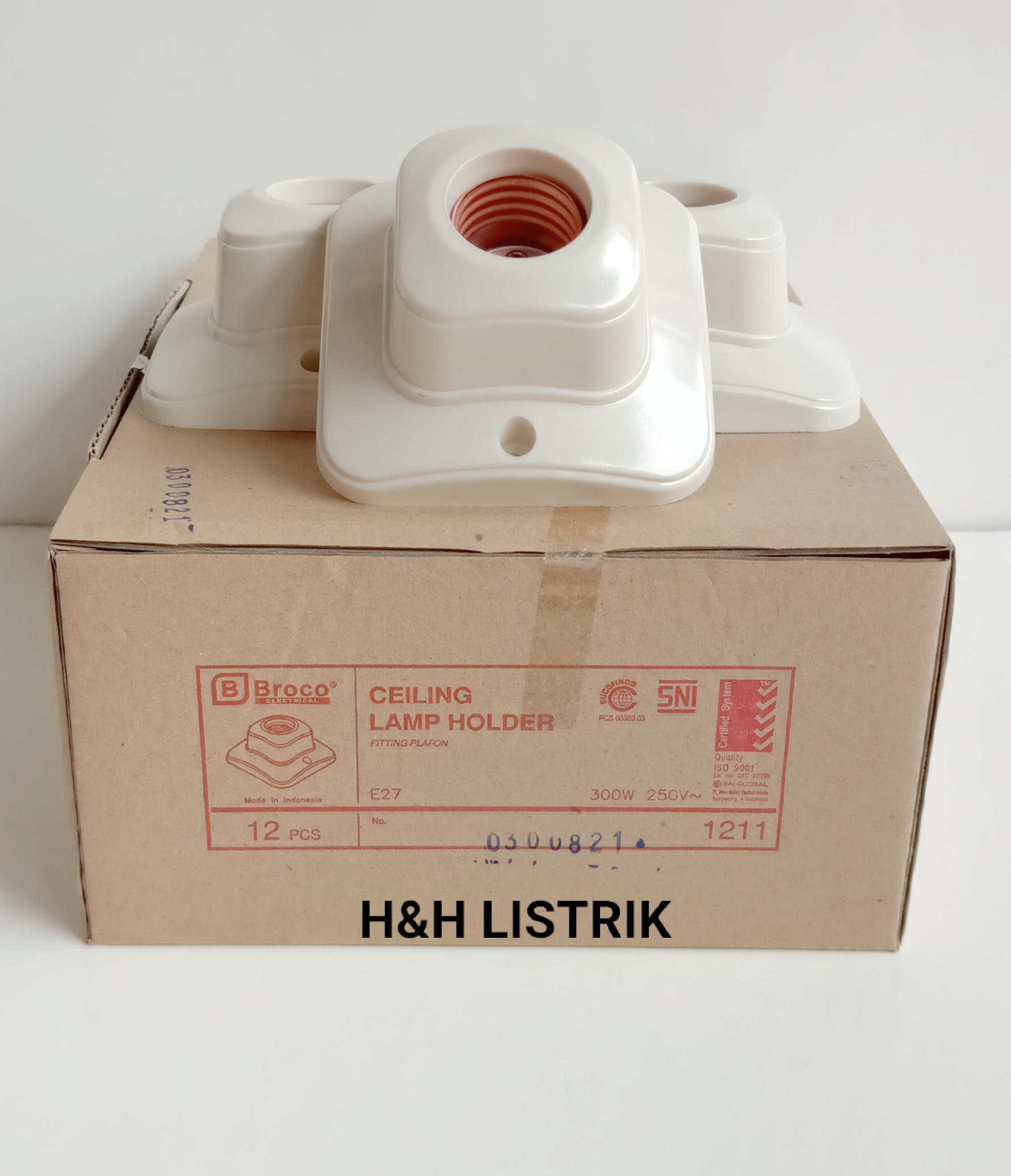 BROCO - Fitting Lampu oval Broco 1211 Per 1 Dus (isi 12 pcs) Broco 1211 ...