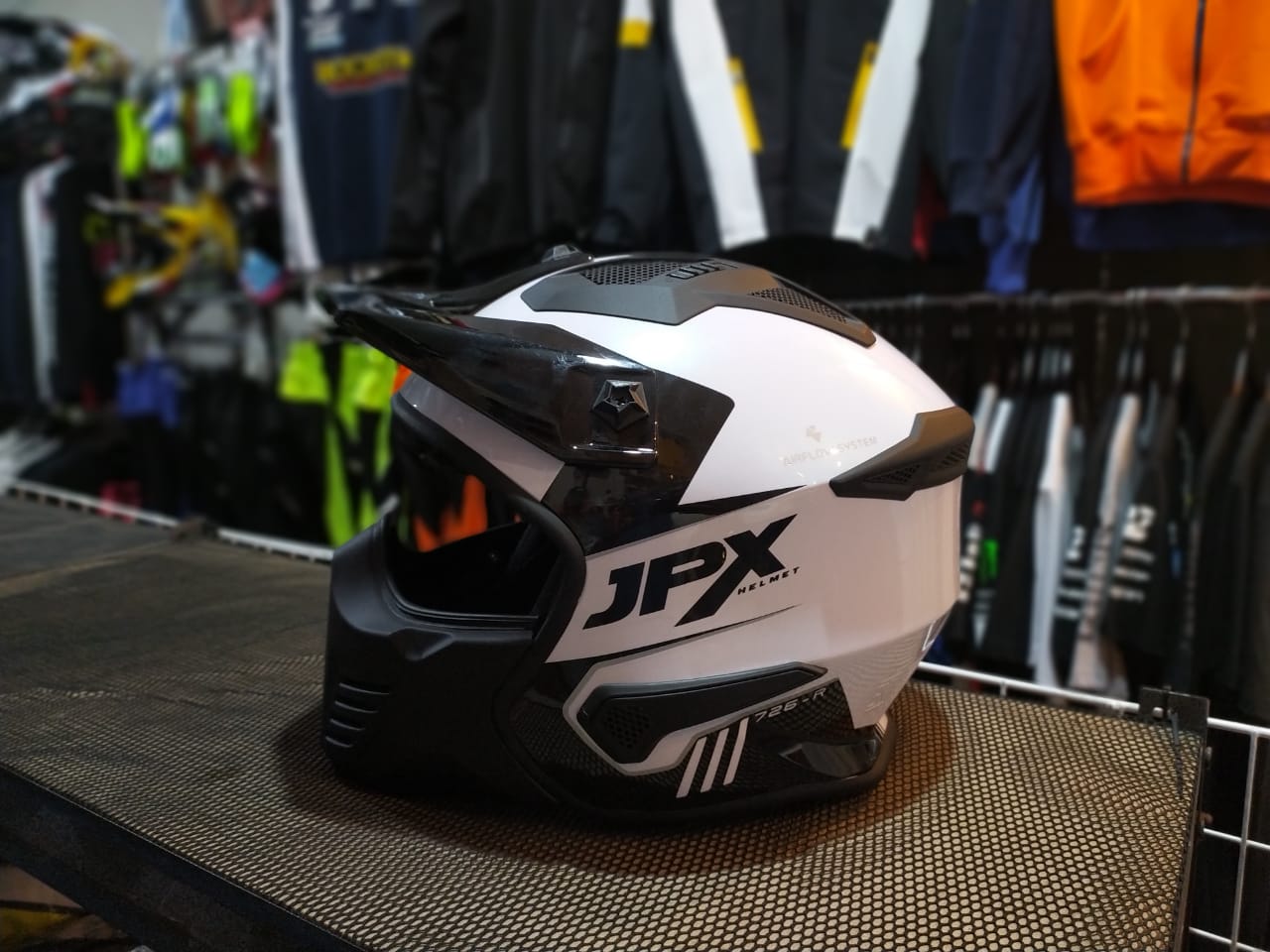 Helm JPX | Lazada Indonesia