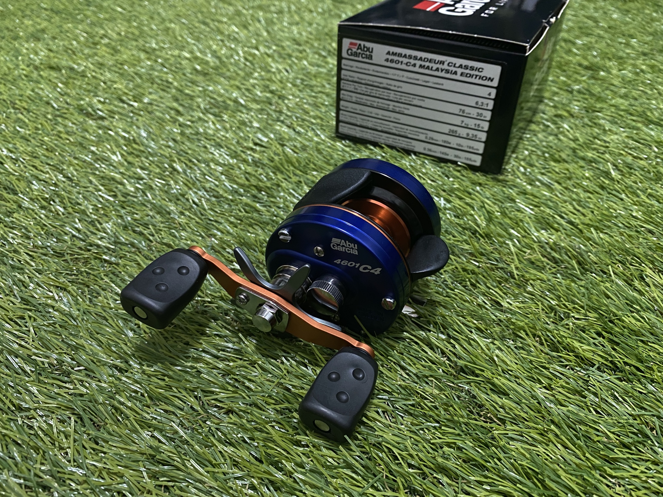 ABU GARCIA AMBASSADEUR CLASSIC 4601-C4 MALAYSIA EDITION ROUND REEL BAITCASTING HANDLE KIRI ...