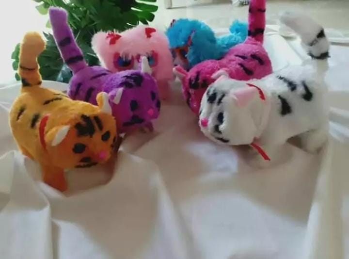 (BISA COD) Mainan Robot Kucing Bersuara Meong Baterai / Mainan Boneka ...