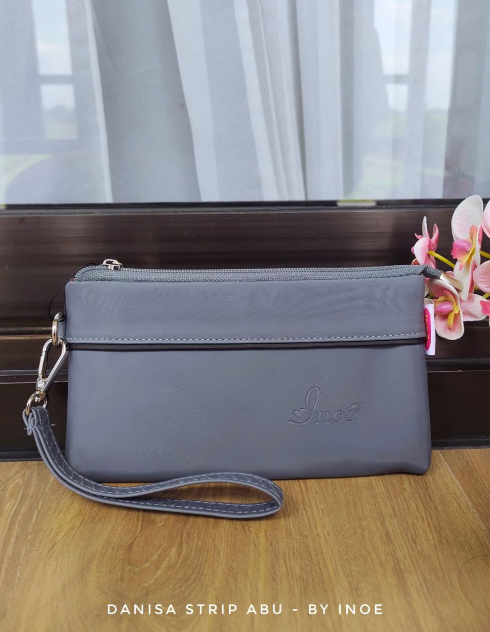 DOMPET WANITA//POUCH DANISA STRIP INOE | Lazada Indonesia