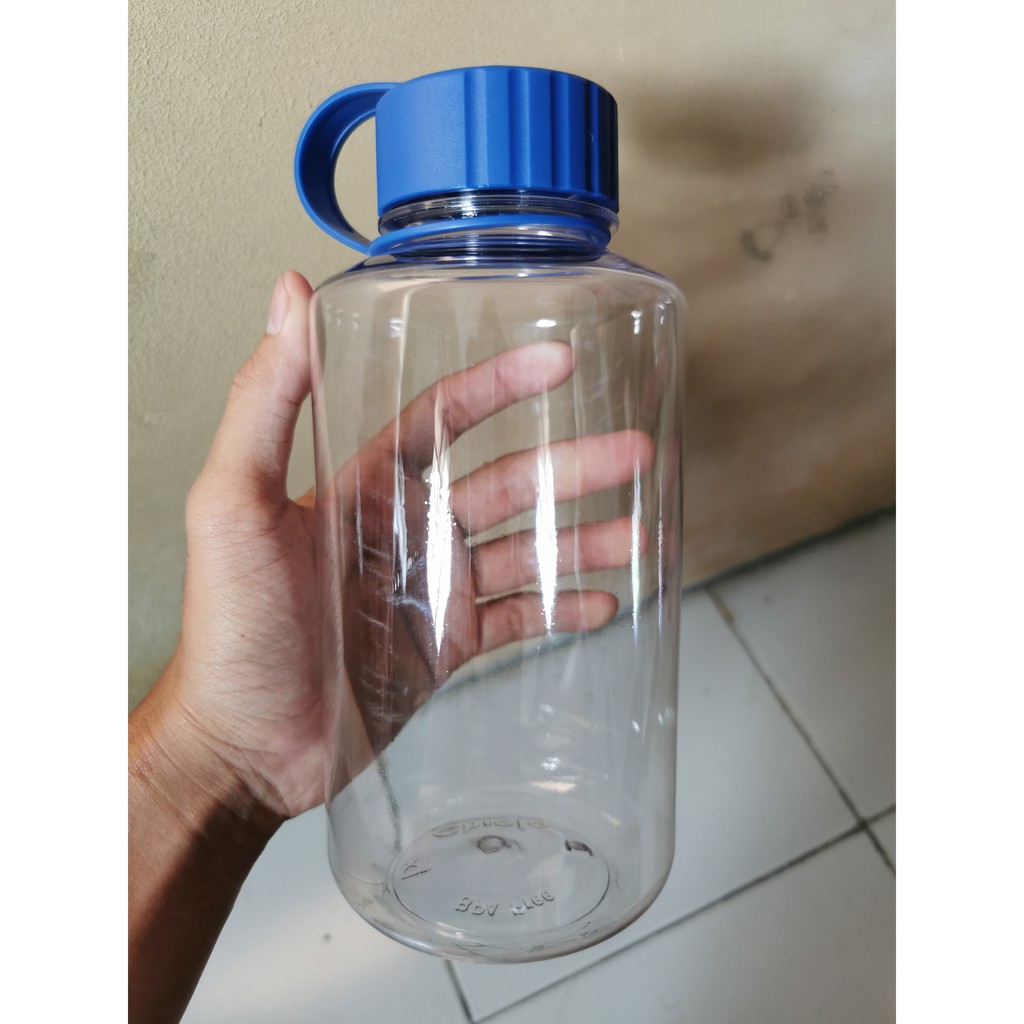 Botol Minum Besar Tumbler Plastik Transparan 1 Liter model mirip ...