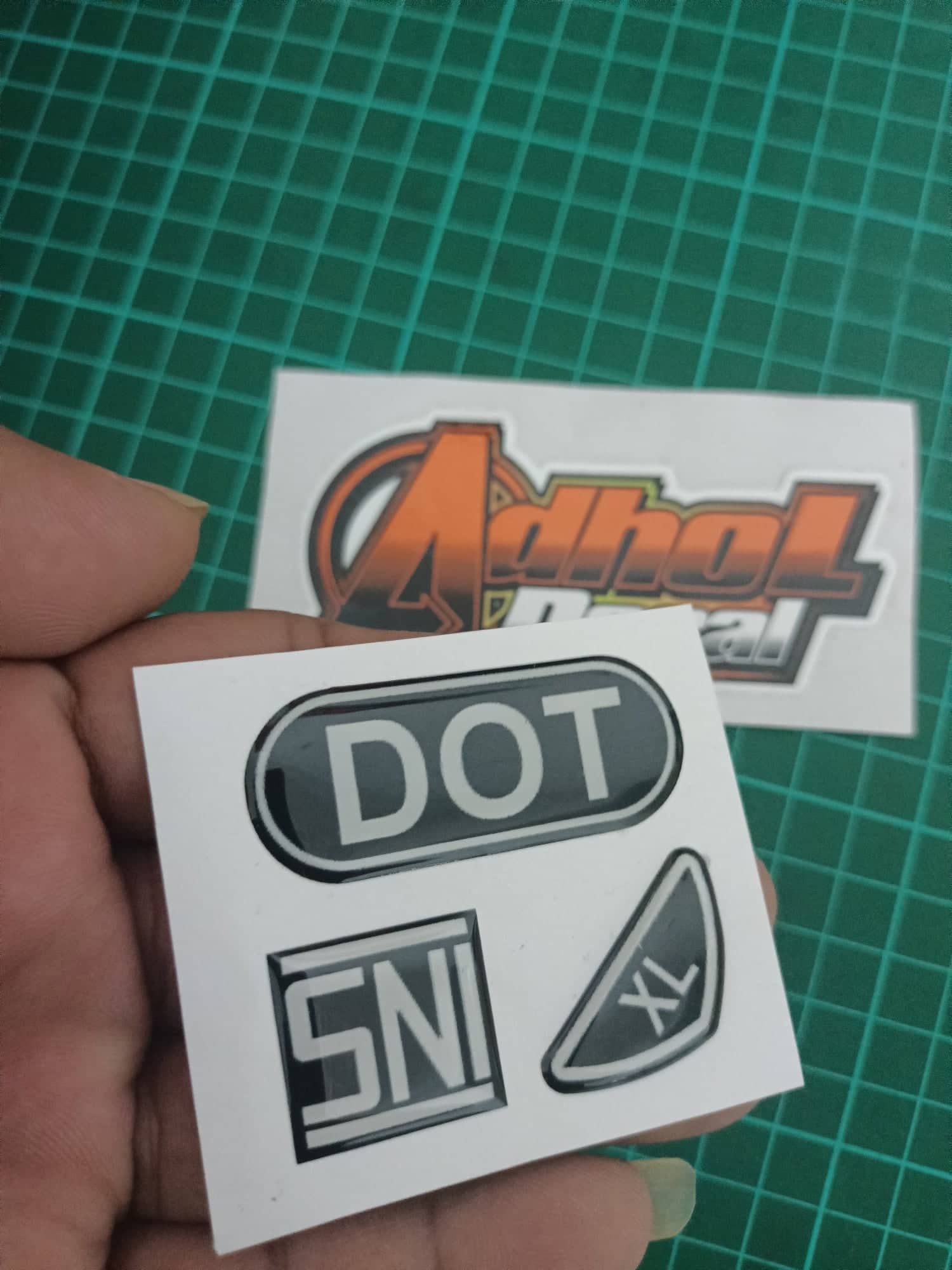 Sticker Helm DOT SNI UKURAN Timbul - M / L / XL | Lazada Indonesia