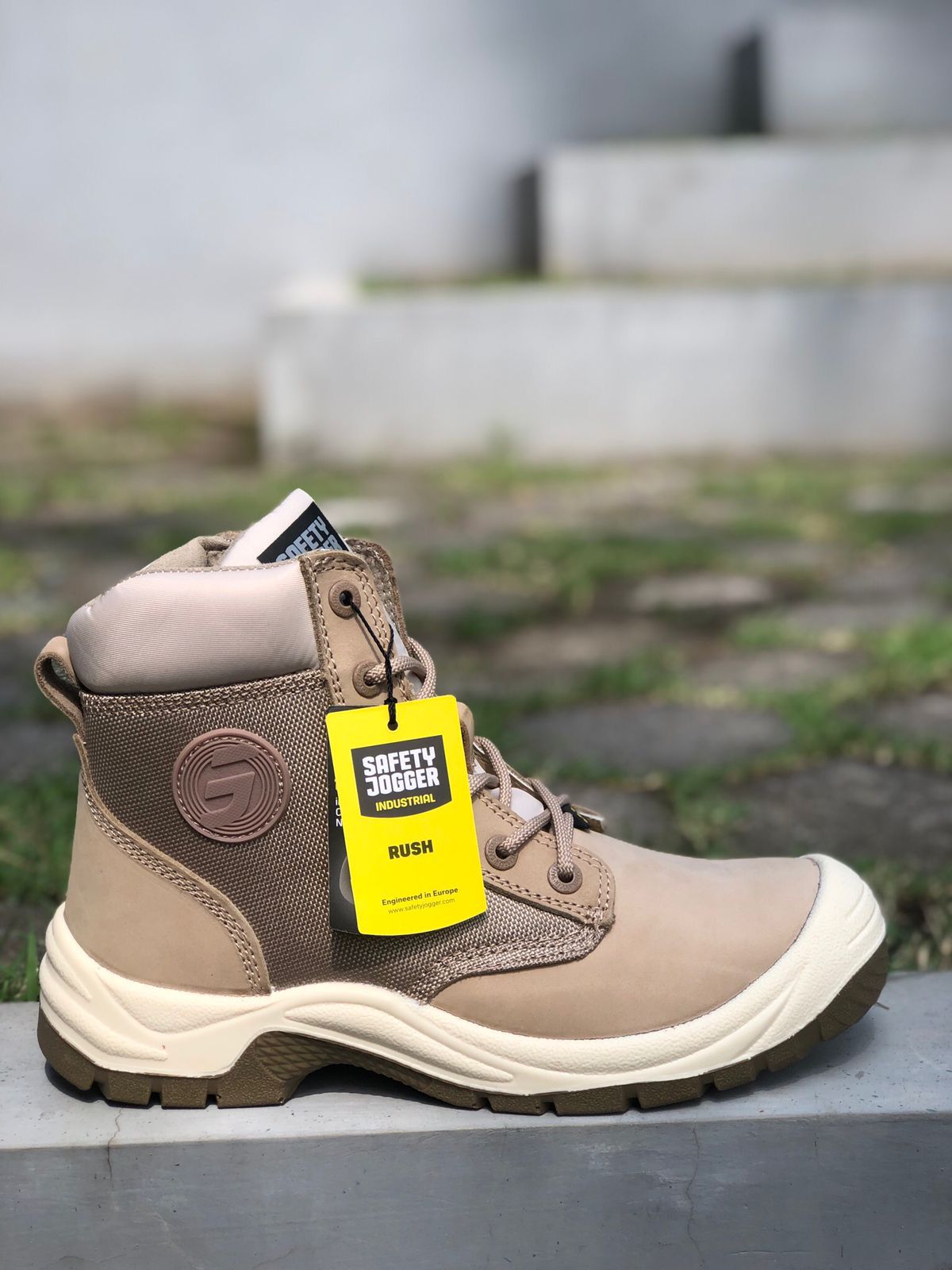 Sepatu Safety Jogger RUSH S3 Warna Sand Resleting / Sepatu Resleting ...