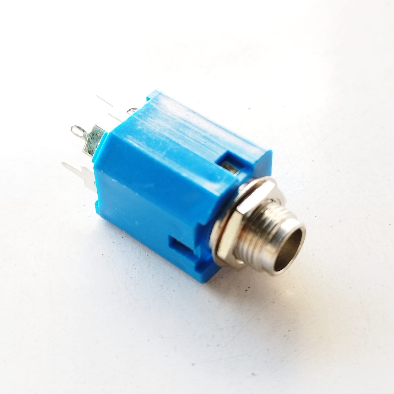 Socket Akai Stereo Body Segi Biru Soket Mic Chassis | Lazada Indonesia