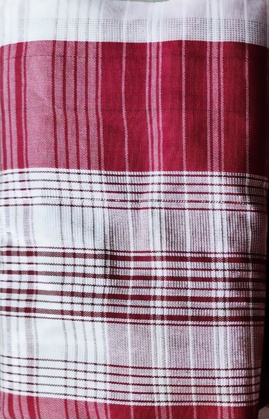 Sarung Adat Buton Maroon Pakai Benang Emas Sarung Untuk Laki-Laki dan ...