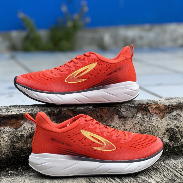 SEPATU RUNNING 910 TAKASHI RUN NEW 2022 | Lazada Indonesia