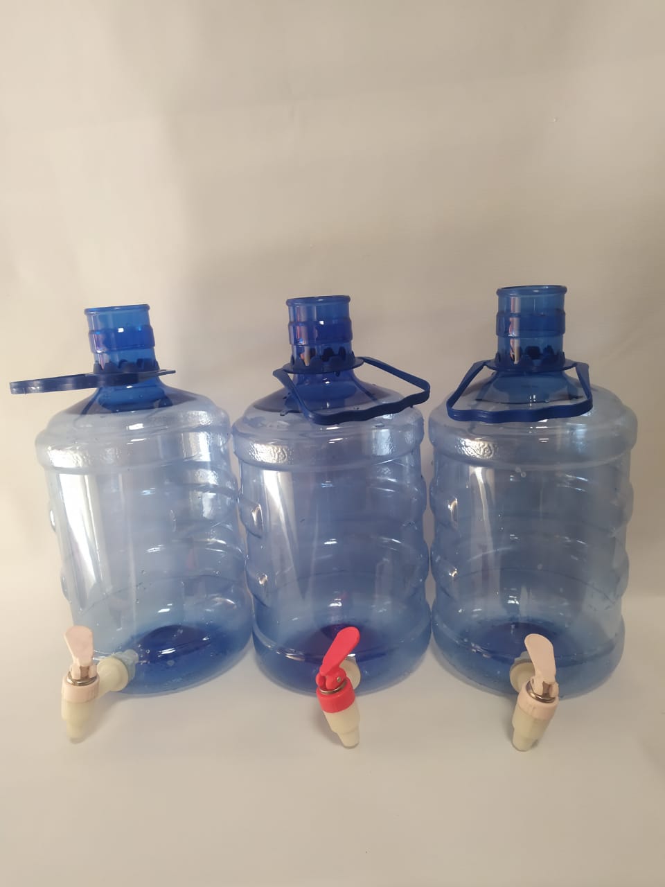 Galon air minum / galon air minum plus kran ukuran kecil kapasitas air ...