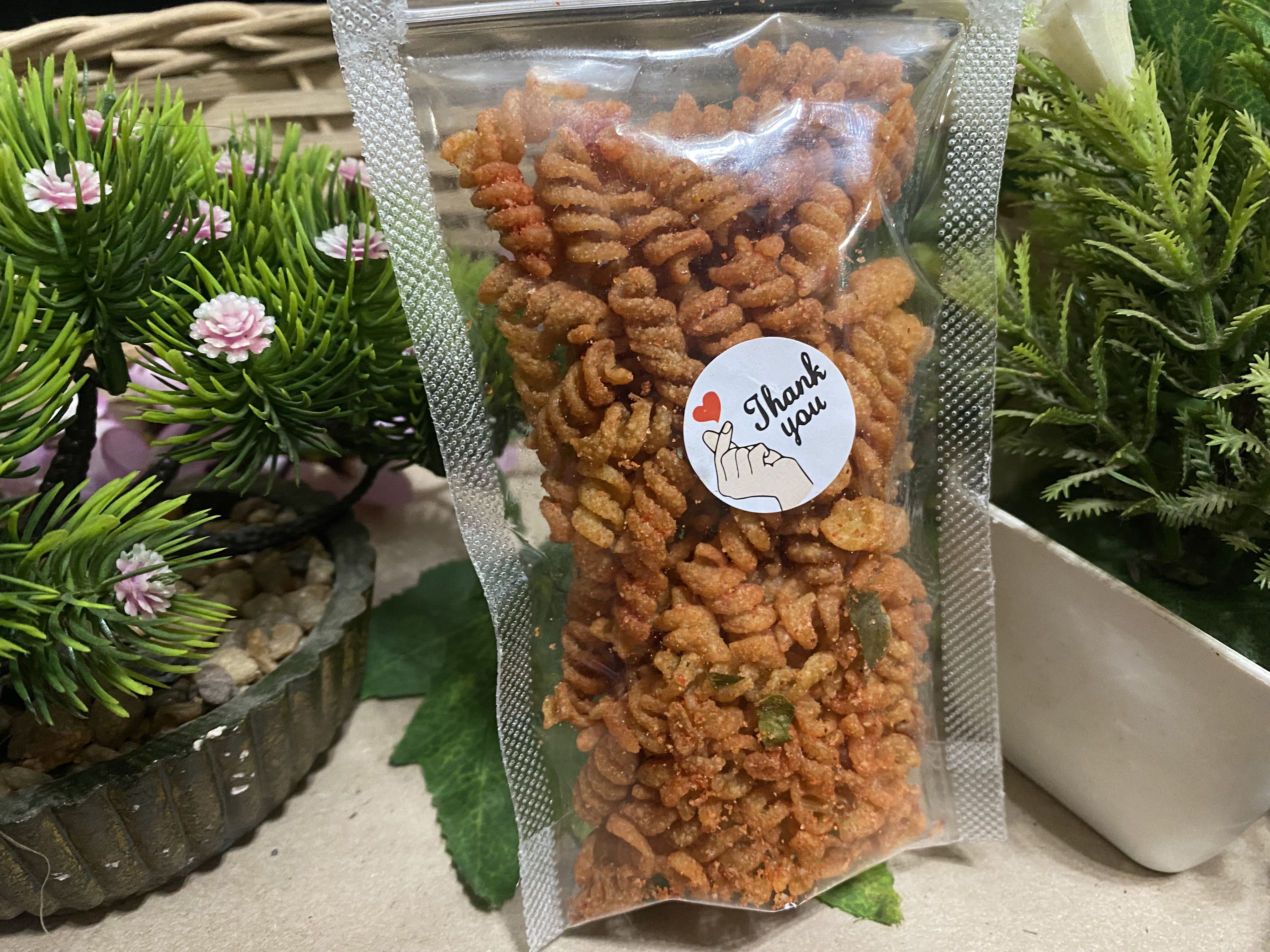 Cemilan Snack Serba 5000 Pedas Gurih Manis Kemasan Standing Pouch ...