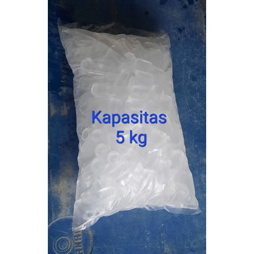 Plastik Es Batu Kristal Bahan PE Tebal 05 Jumbo ukuran 44x83cm | Lazada ...