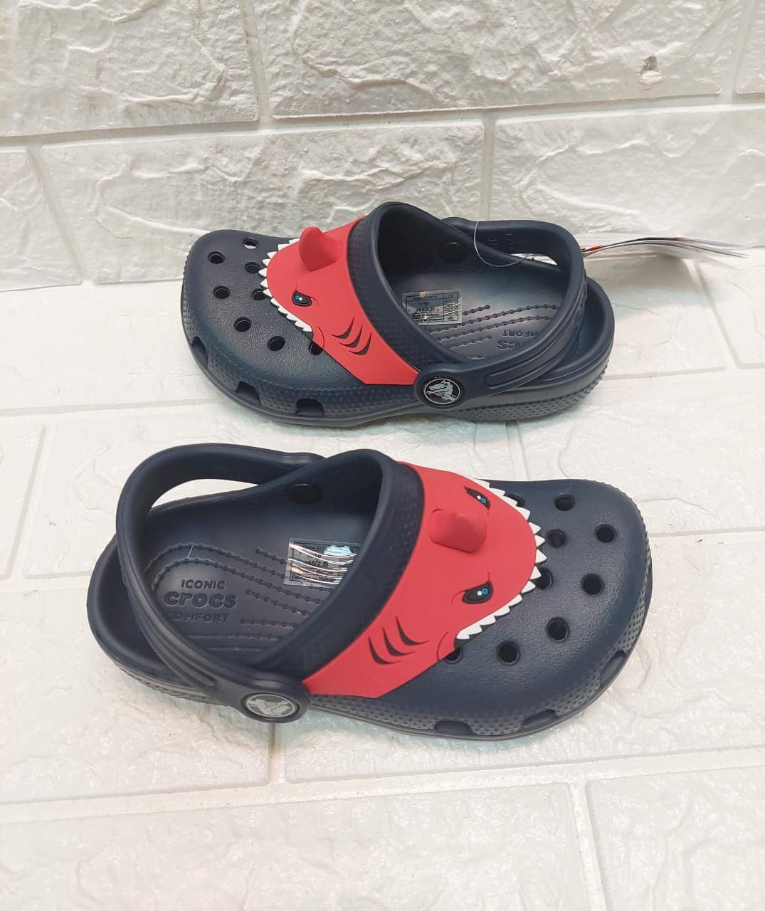 Crocs Kids Fun Lab Shark Band Clog | Lazada Indonesia