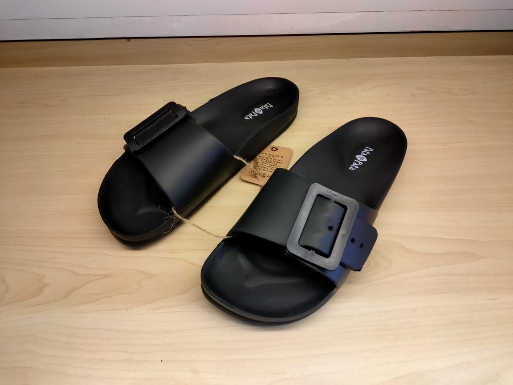 Bata Sandal Karet Wanita Model Terbaru Sandal Anti Air Nyaman Dan Awet ...