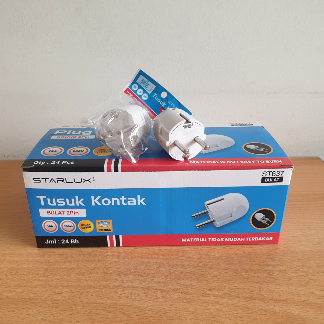 STEKER ARDE BULAT VISALUX L 7351 / COLOKAN LISTRIK BULAT VISALUX TERMINAL KUNINGAN ASLI | Lazada ...