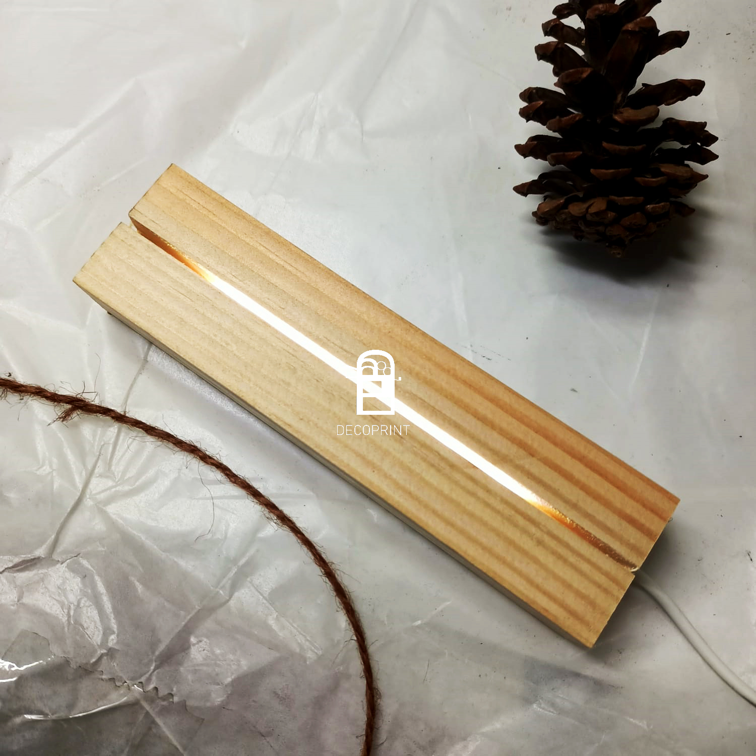 Stand Akrilik LED Kayu Dudukan Akrilik Stand Kayu Jati Belanda Dudukan ...