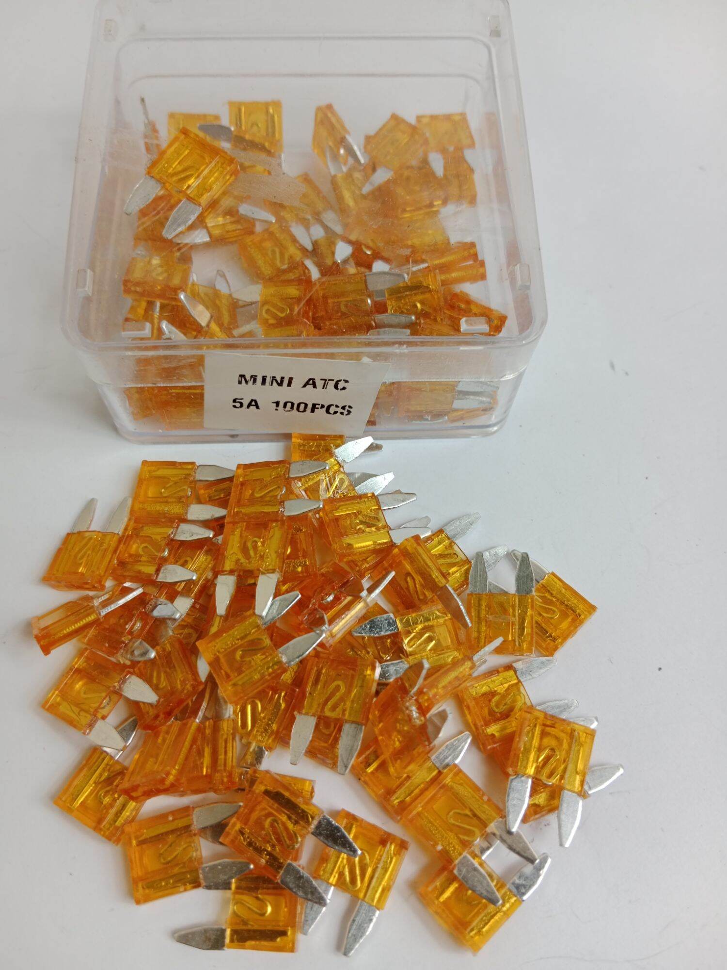 Sikring motor ukuran 5A kecil / sikring tancap colok isi 100 pcs ...