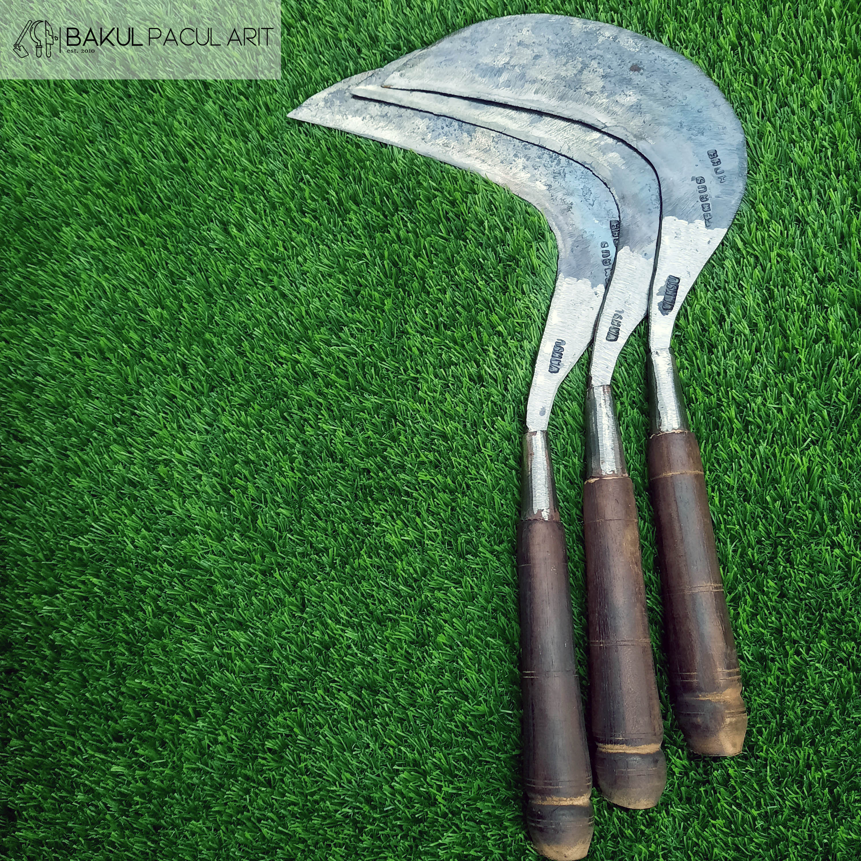 Arit Rumput Asli Tajam Bergaransi Cap Wahyu Baja Tembus | Sabit Pemotong Rumput Tradisional ...