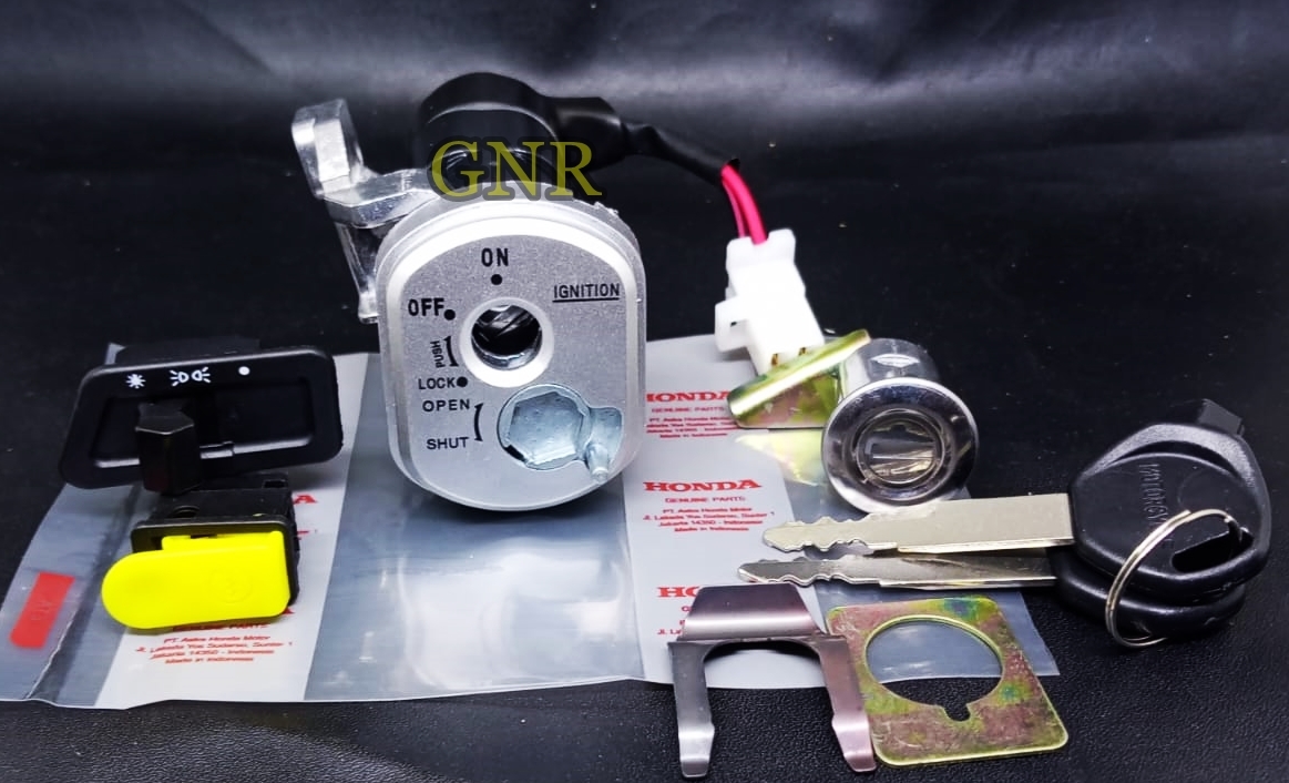 Kunci kontak set / key set beat lama, beat karbu plus Tombol Kanan ...