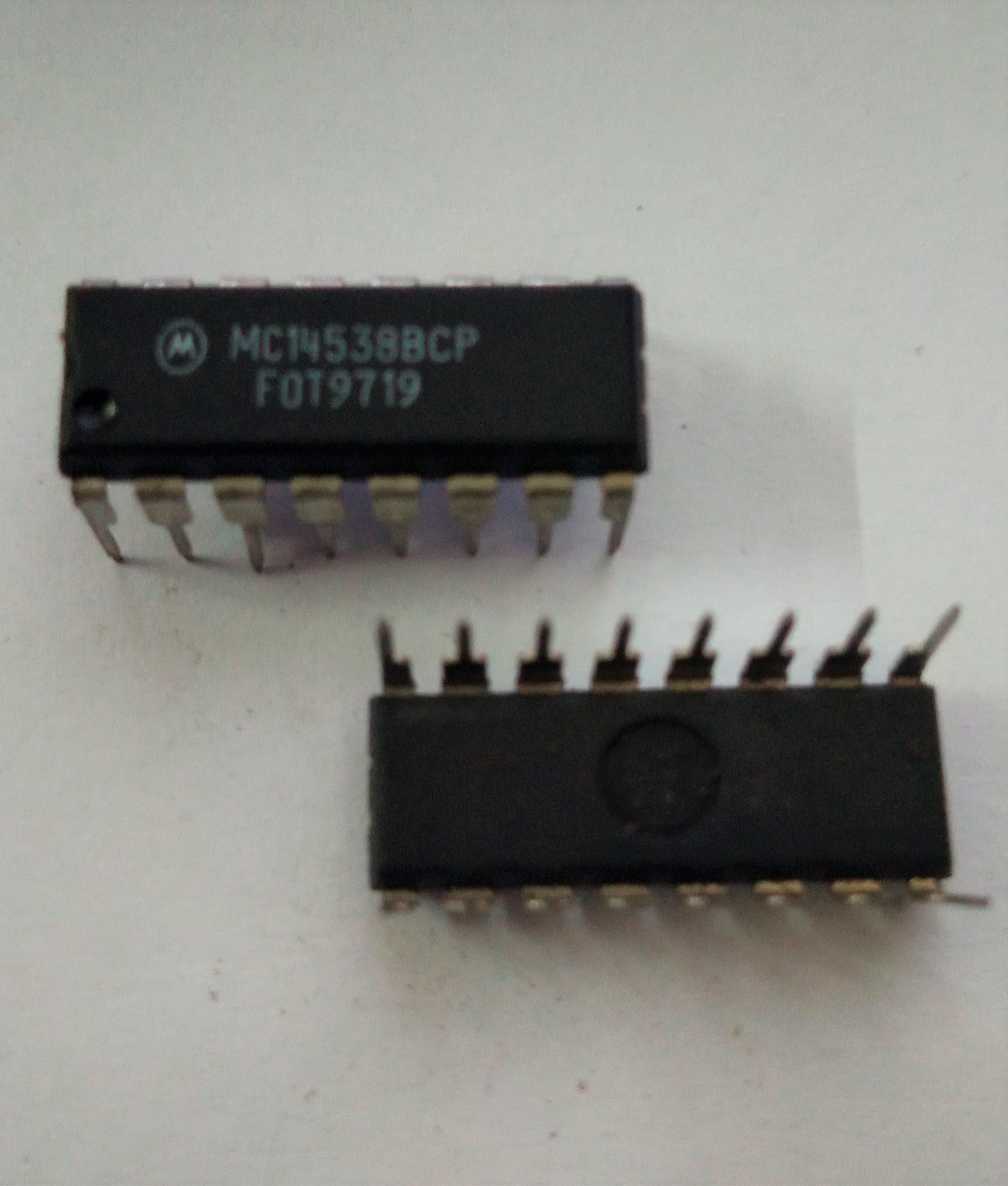 IC MC14538BCP MC 14538 BCP Monostable Multivibrator Dual Precision | Lazada Indonesia