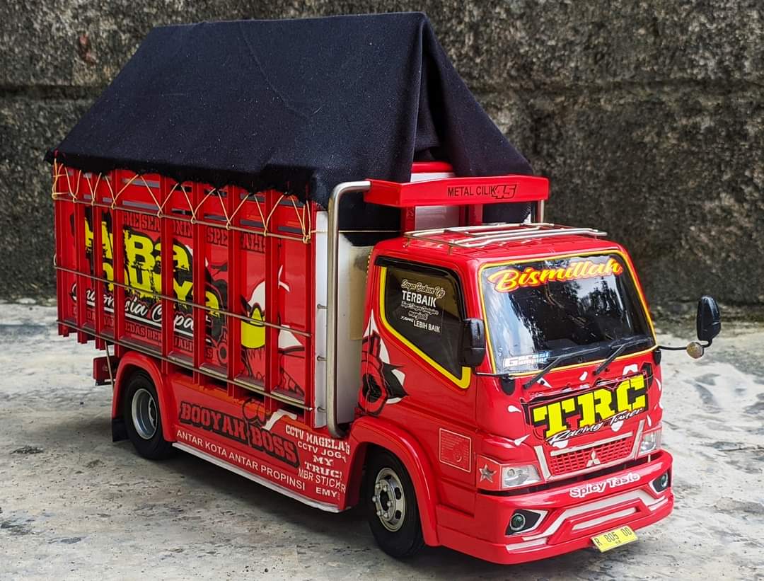 Miniatur Truk Olengminiatur Truk Kayuminiatur Truk Terlarisminiatur Truk Remot Control