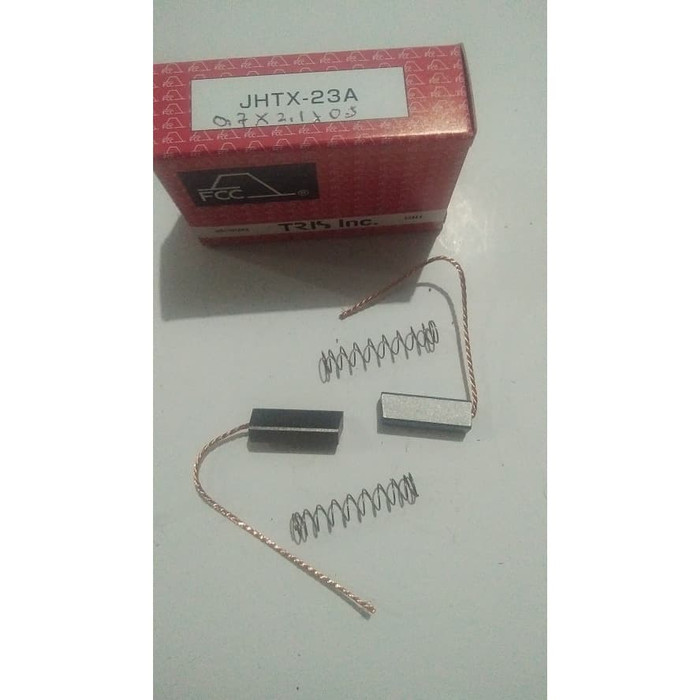 Areng Dinamo Ampere Amper Carbon Brush Altenator Isuzu NKR FCC Japan ...