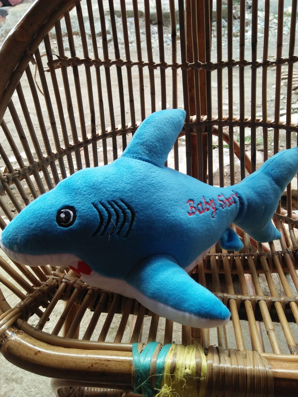 Boneka hiu baby shark 40cm | Lazada Indonesia