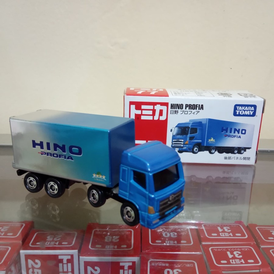 Tomica No 77 Hino Profia truck diecast miniatur truk Takara Tomy murah ...