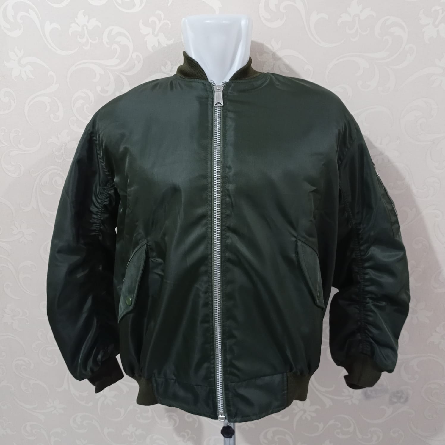 Jaket Bomber - Warna Hijau Army | Lazada Indonesia