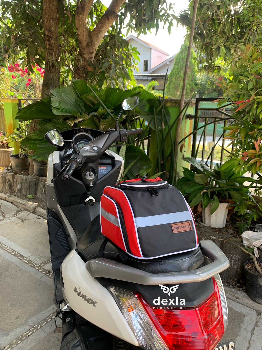 TAS MOTOR TAS BOX MOTOR / TAS M,ULTIFUNGSI/TAS GENDONG DILENGKAPI ...