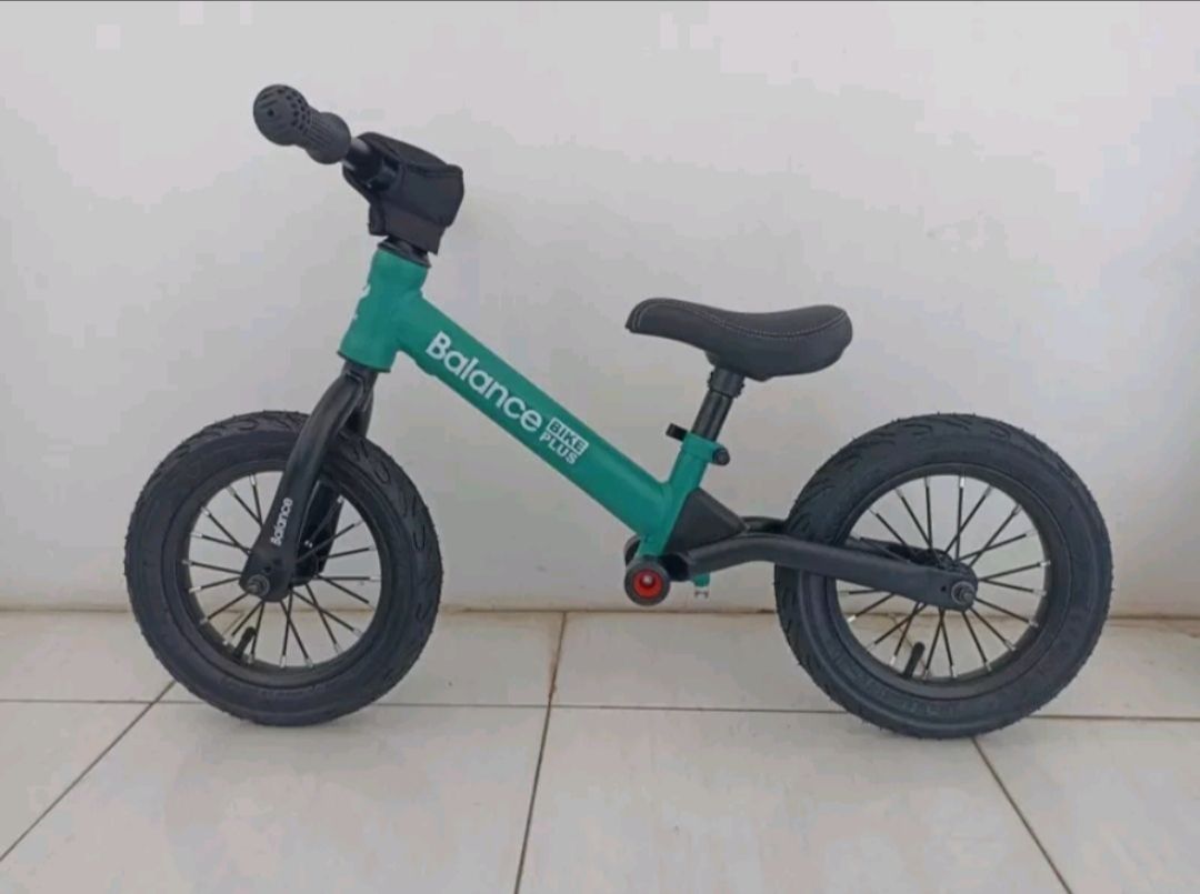 BALANCE BIKE PUSH BIKE PUSHBIKE PRO PLUS SEPEDA ANAK AIR TEAR PNEUMATIC ...