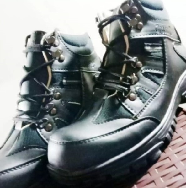 sepatu armor hitam | Lazada Indonesia