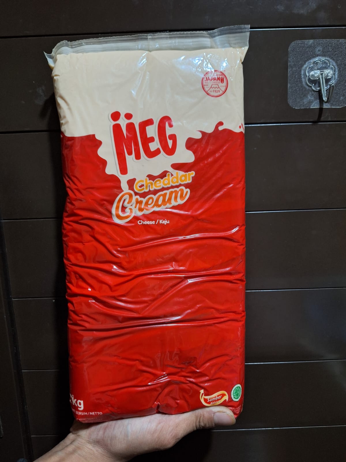 MEG PROCESSED CREAM CHEESE 500GR // MEG CHEDDAR CREAM 2KG | Lazada ...