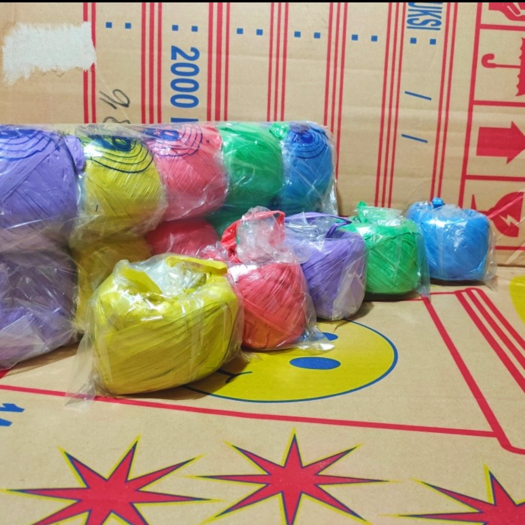 tali rafia warna kecil (isi 10 PCS)[ panjang -+ 30 meter ] tali warna ...