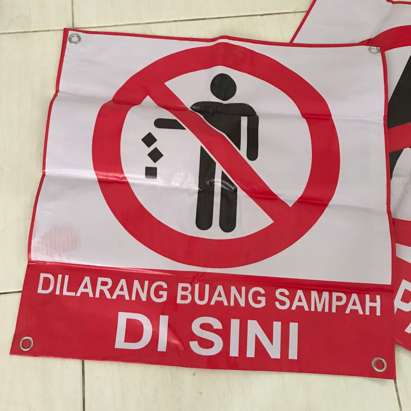 READY Banner dilarang parkir ukuran 50cm x 50cm | Banner dilarang buang ...