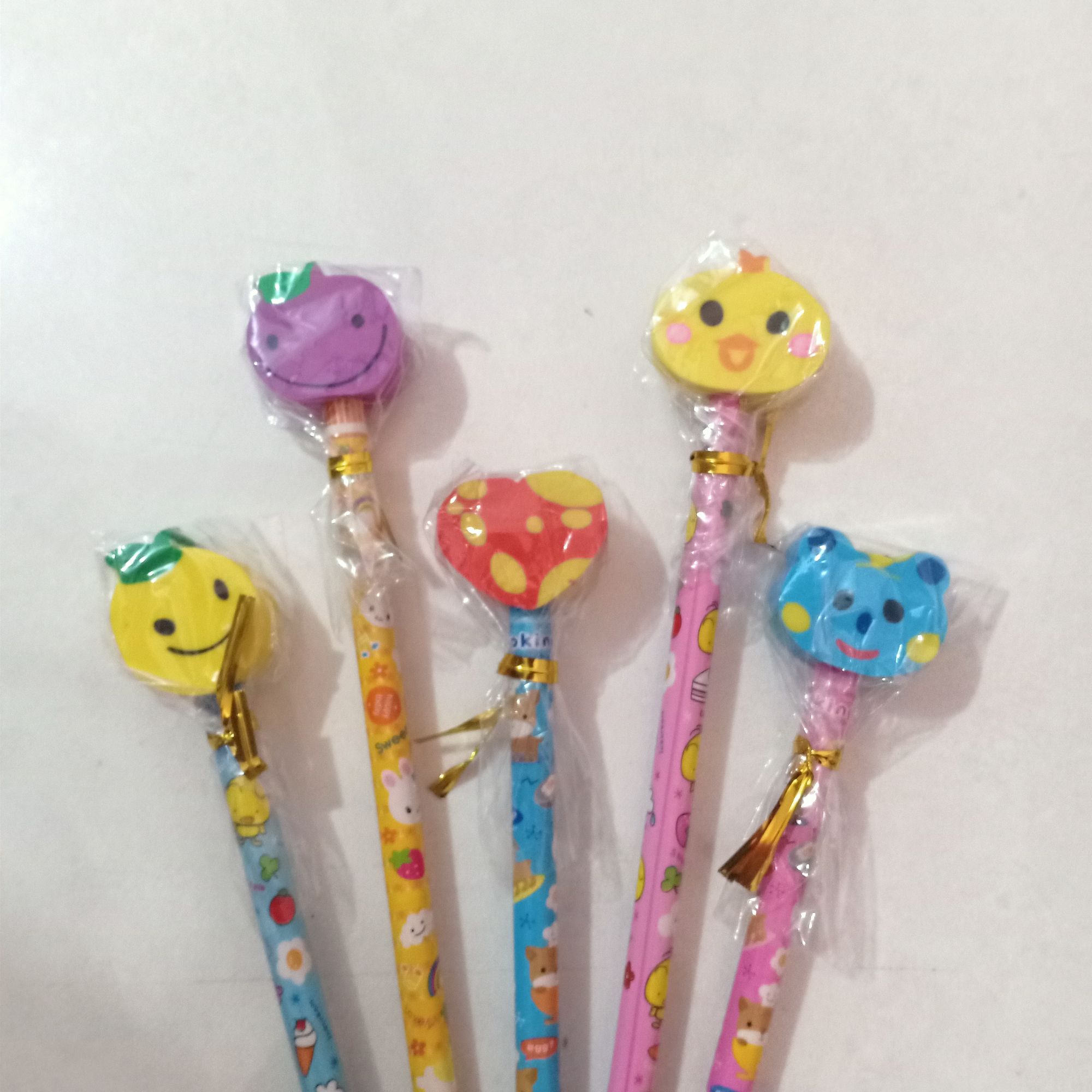 pensil 2B dan penghapus karakter lucu unik pencil penghapus motif ...