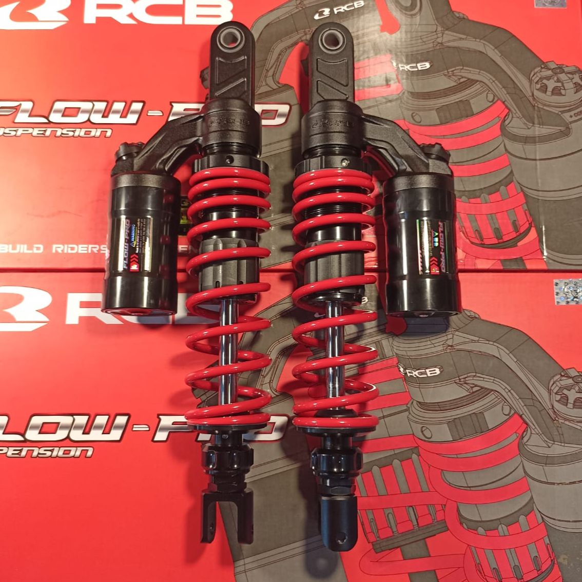 SHOCK RCB FLOW PRO 365 MM PCX 160 TABUNG ATAS BLACK PREMIUM/TITANIUM ...
