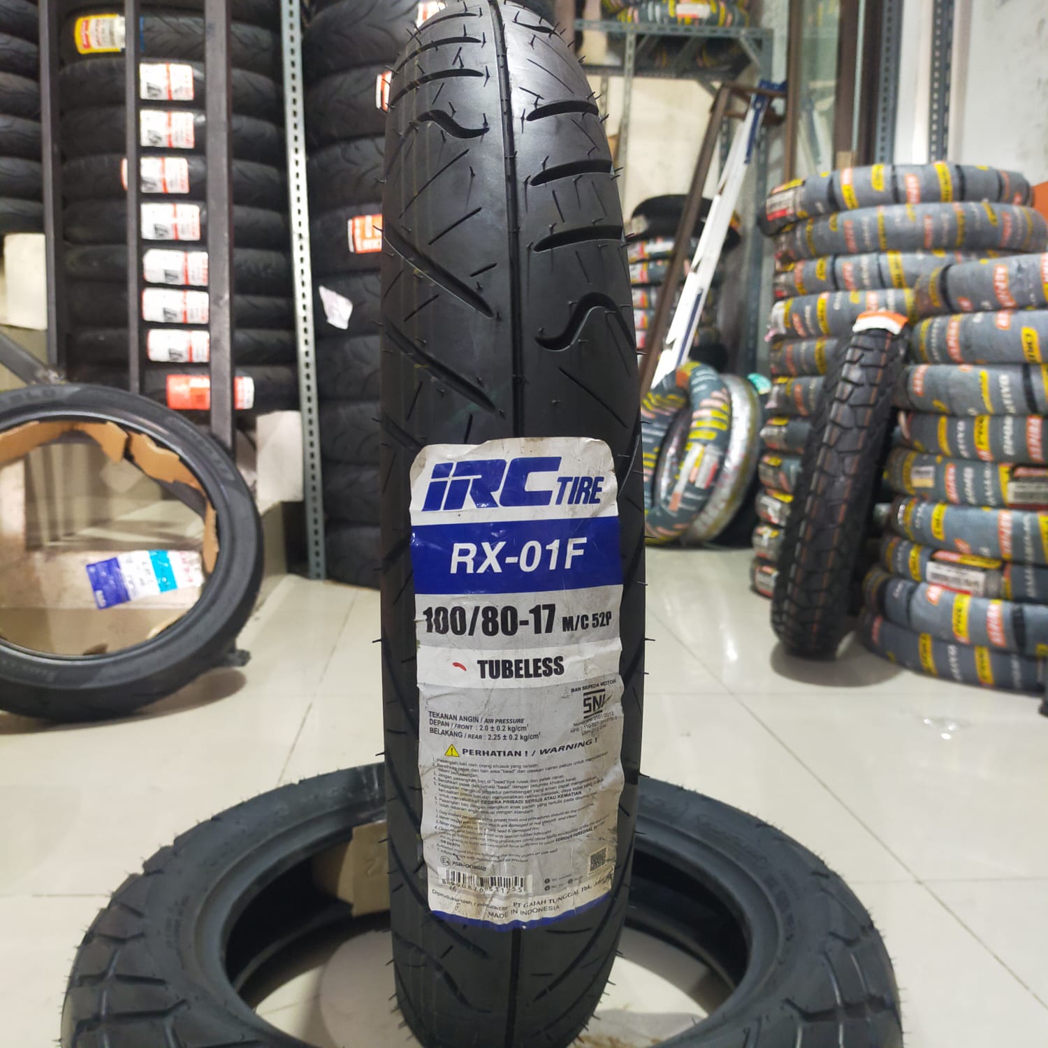 Ban Motor IRC RX 01 F ( RX01F ) 100/80-17 Tubeless Ban motor ring 17 ...