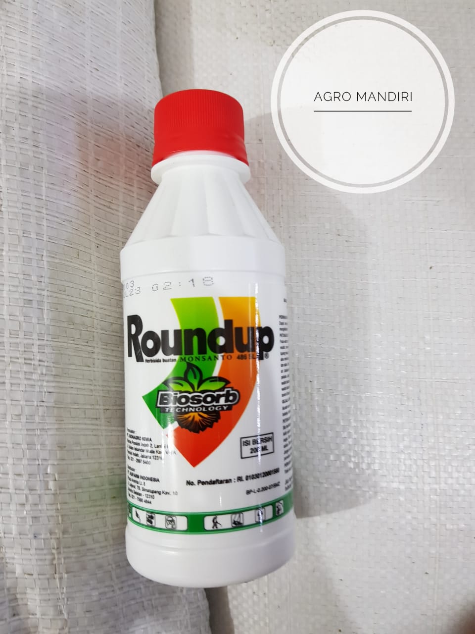 RoundUp 200 ml Herbisida Sistemik Racun Pembasmi Rumput, Alang, Gulma ...
