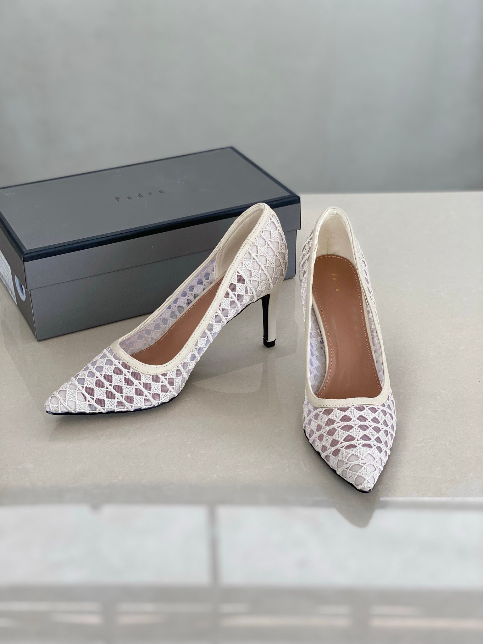 P01149 Sepatu Pedro Original | Lazada Indonesia