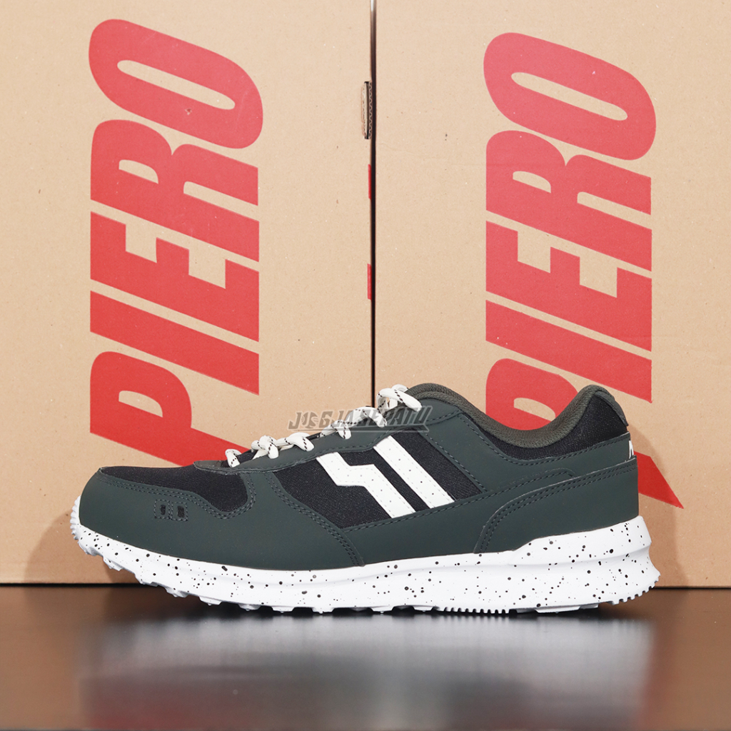 Piero Sepatu Sneakers Jogger - Raven/Black/White | Lazada Indonesia