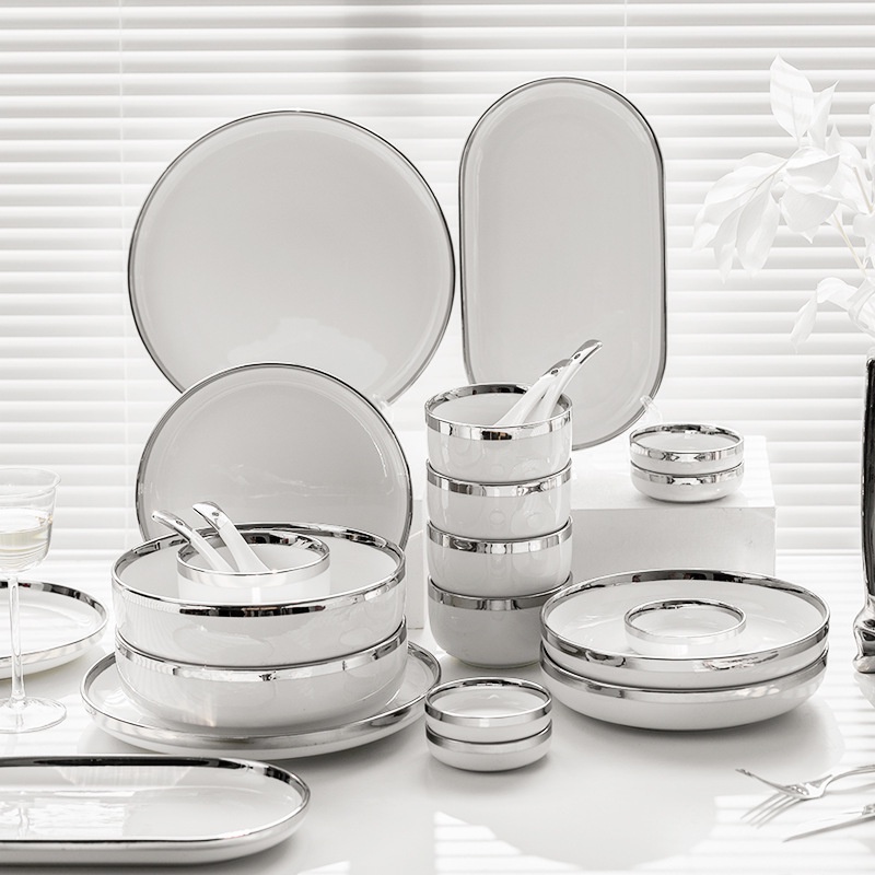 ASHOME Piring Makan Keramik Putih Silver / Piring Putih Keramik List ...
