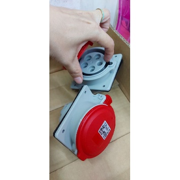 SOCKET PANEL LEGRAND 5 kaki 32A tipe 555289 | Lazada Indonesia