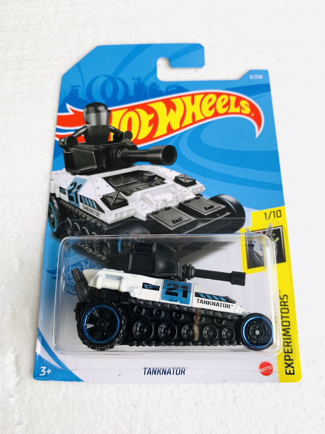 HOTWHEELS HOT WHEELS TANKNATOR PUTIH EXPERIMOTORS 1 / 10 SKALA 1 : 64 I ...