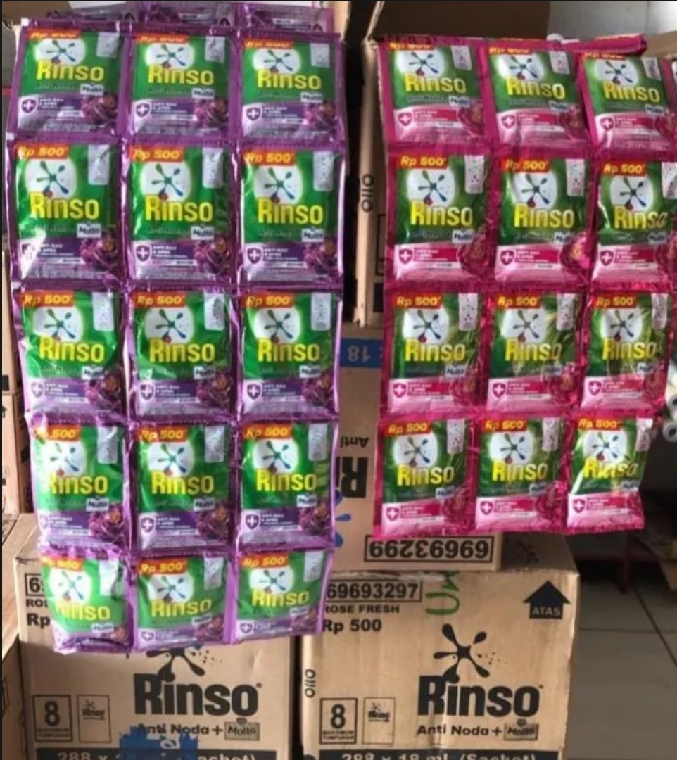 Rinso Molto Cair Sachet Isi 42 saset - Rinso Cair Renteng isi 42 & 6 ...