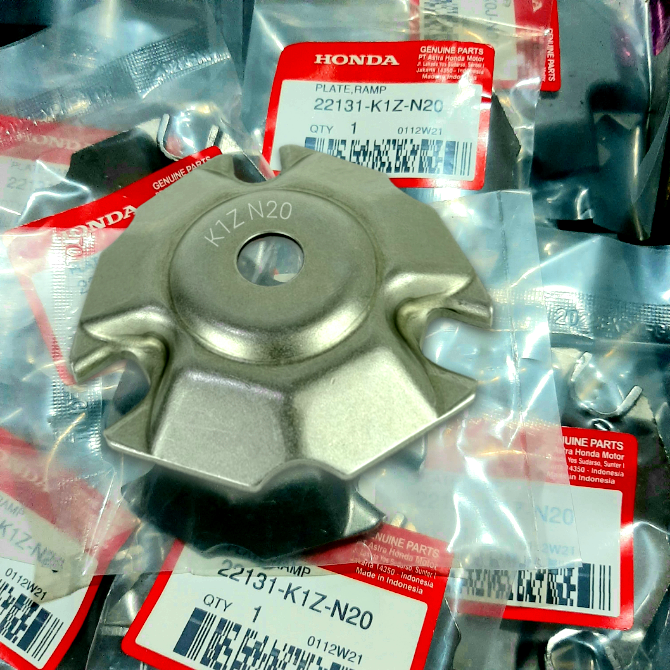 160 22131-K1Z-N20 Tutup Rumah Roller Plate Ramp Honda PCX 160 | Lazada ...